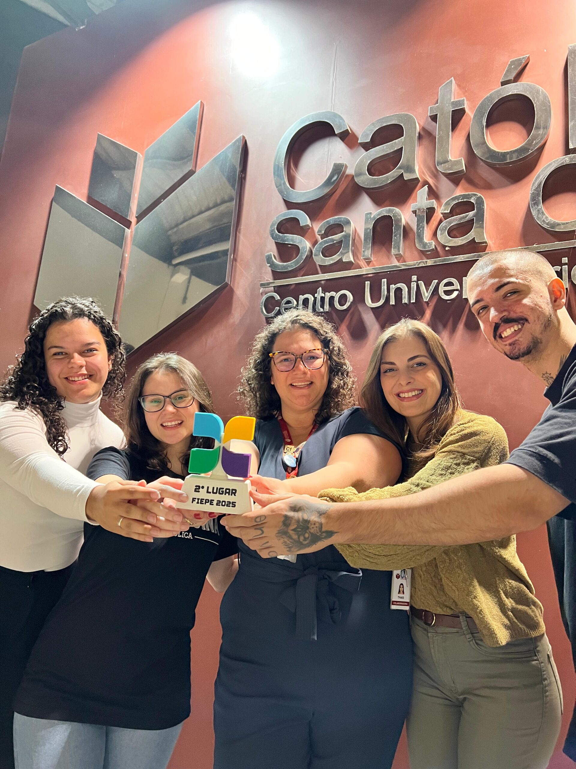 Católica SC conquista prêmio em fórum estadual com pesquisa inovadora sobre antibióticos ...